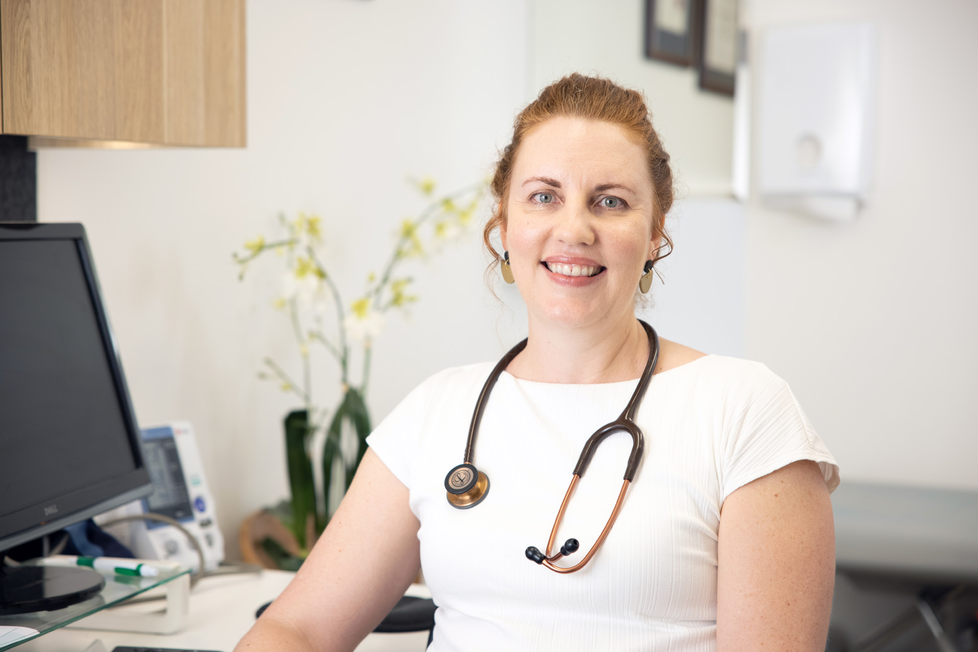 Female and Male Doctors - Indooroopilly Family Practice