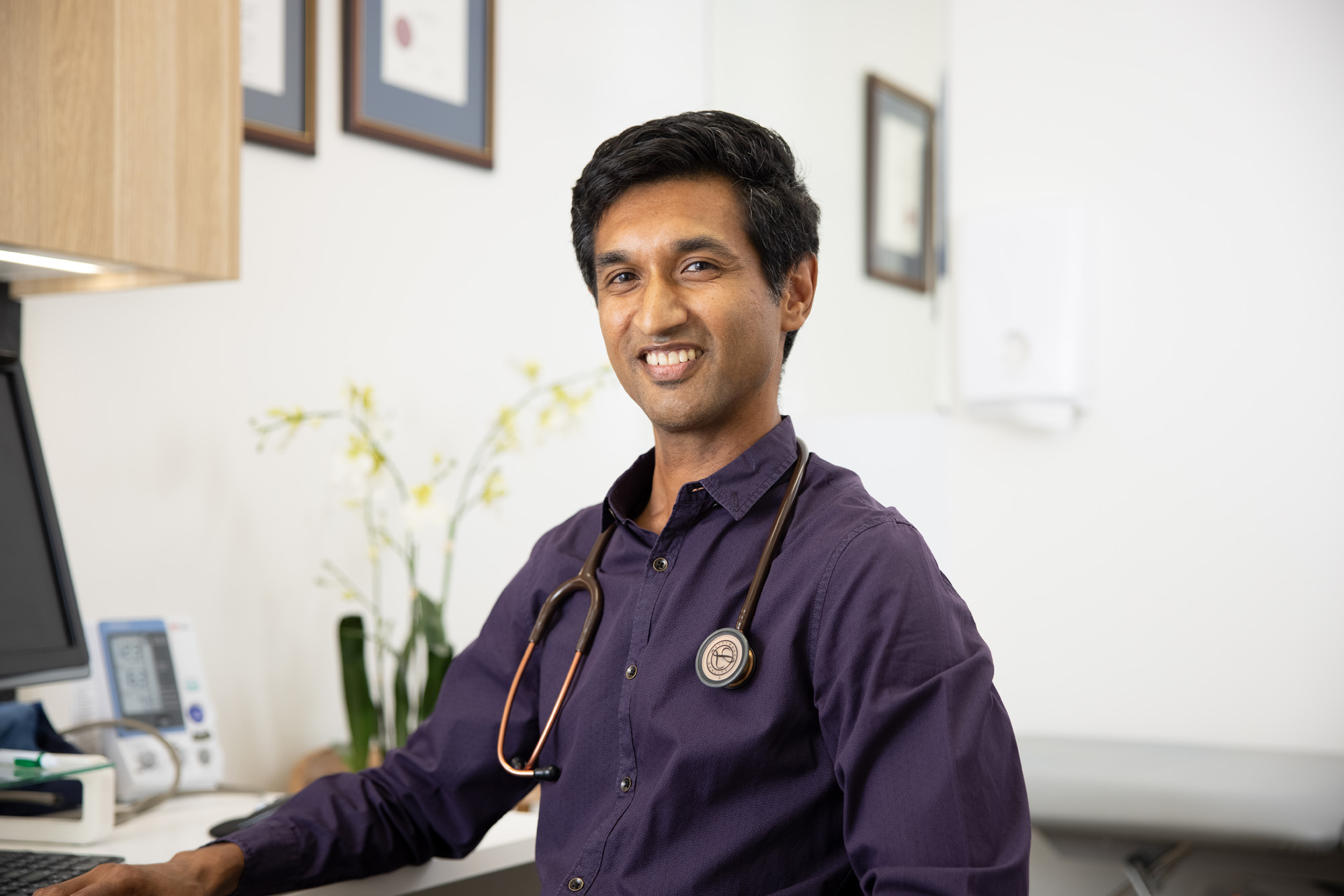 Female and Male Doctors - Indooroopilly Family Practice